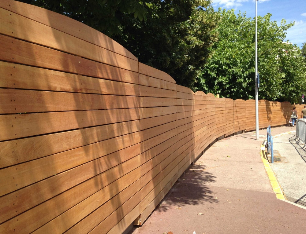 Palissade composite et aluminium - Réalisation Woodstone Project